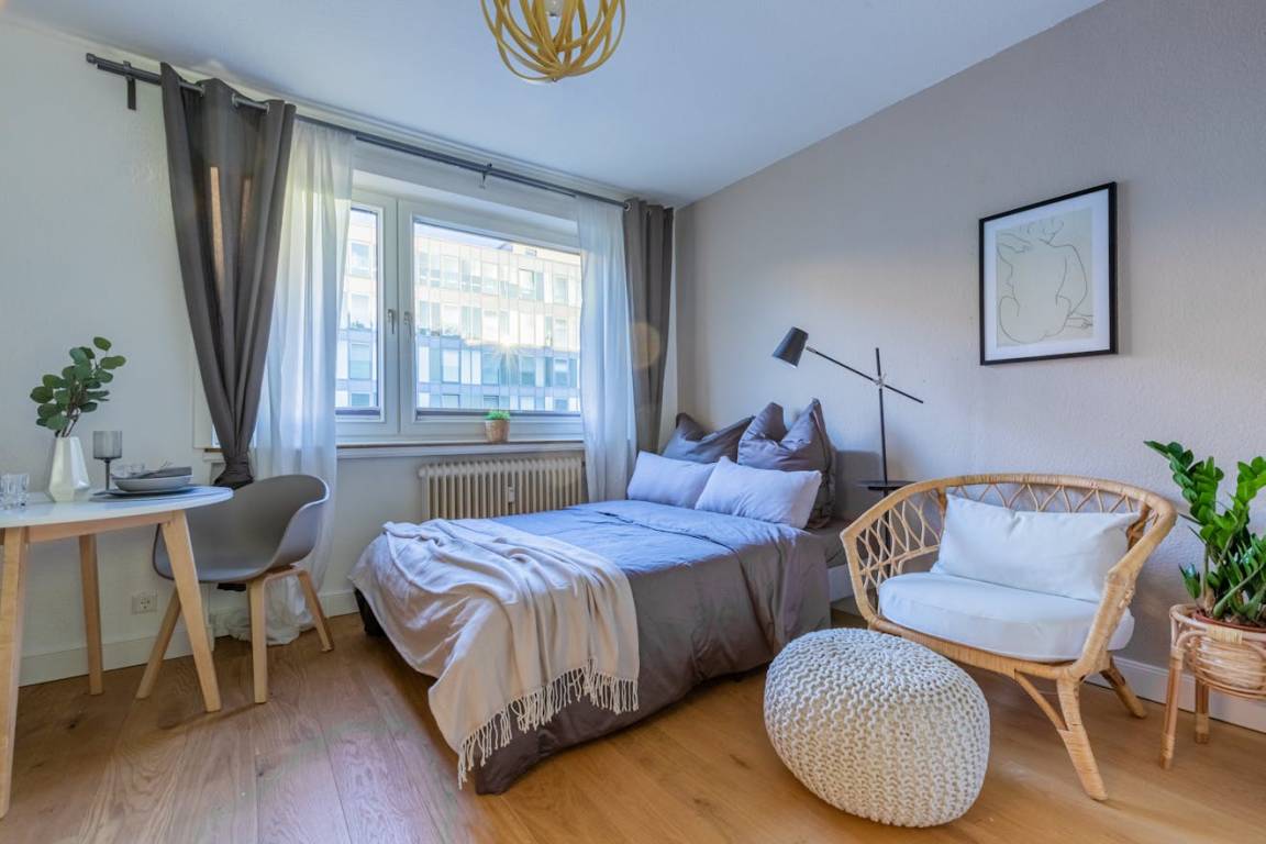24 M² Apartamento ∙ 2 Huéspedes - Düsseldorf