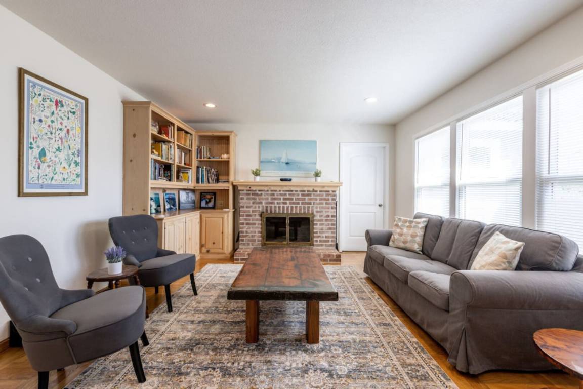 186 M² Casa ∙ 4 Habitaciones ∙ 8 Huéspedes - Mountain View, CA