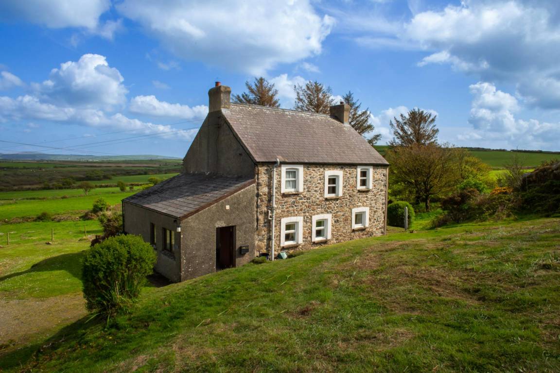 142 M² Cottage ∙ 4 Bedrooms ∙ 7 Guests - Pembrokeshire