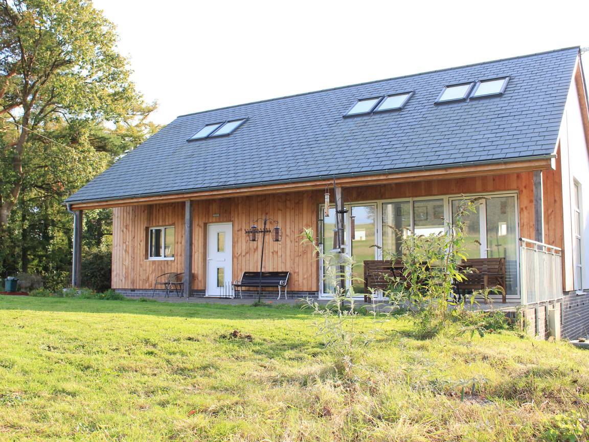 Cottage ∙ 2 Bedrooms ∙ 4 Guests - South Molton