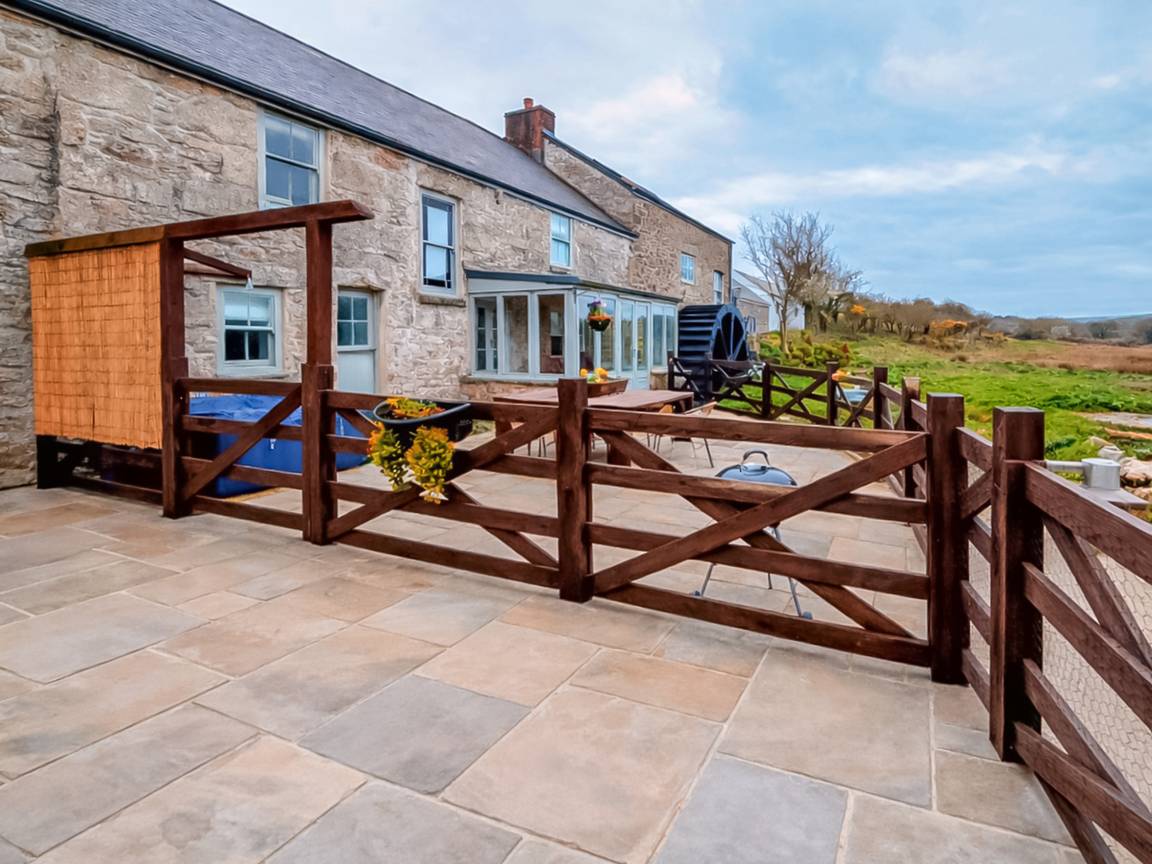 Cottage ∙ 4 Bedrooms ∙ 7 Guests - Penryn