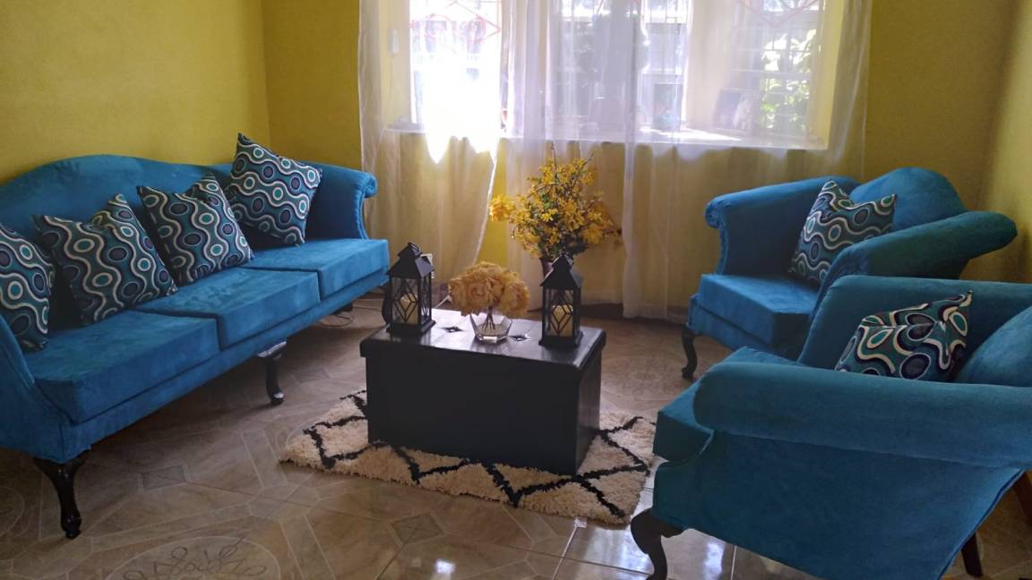 223 M² House ∙ 3 Bedrooms ∙ 4 Guests - Kingston