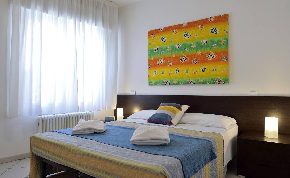 48 M² Ferienwohnung ∙ 1 Schlafzimmer ∙ 3 Gäste - Cattolica