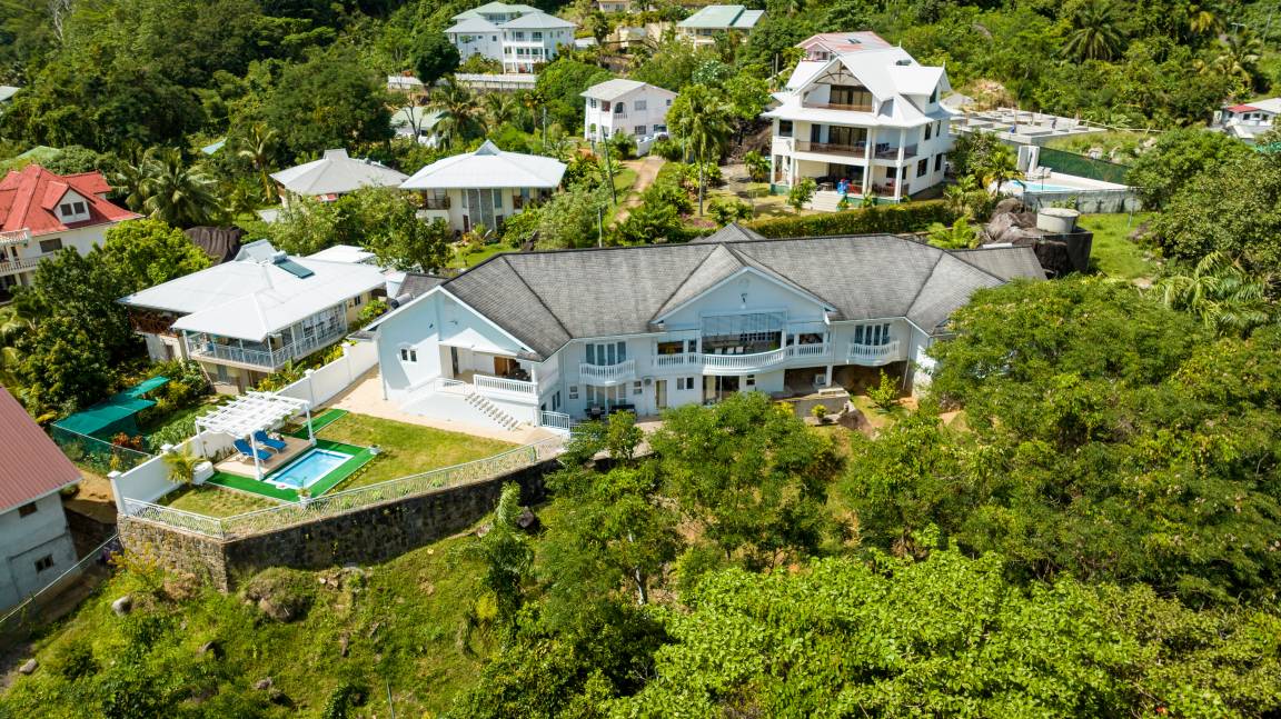 385 M² Villa ∙ 2 Bedrooms ∙ 2 Guests - Seychelles