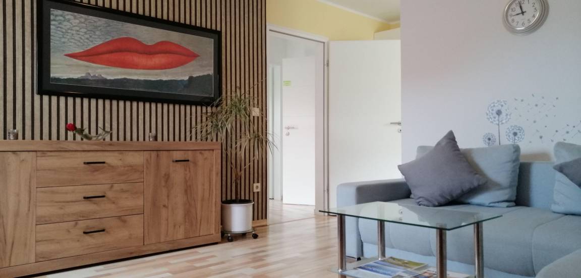 39 M² Ferienwohnung ∙ 1 Schlafzimmer ∙ 2 Gäste - Bensersiel