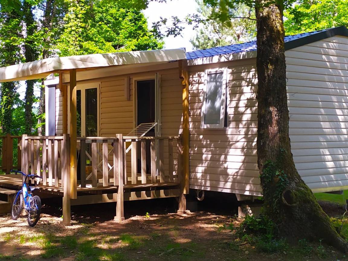 26 M² Mobil-home ∙ 2 Chambres ∙ 6 Personnes - Cantal