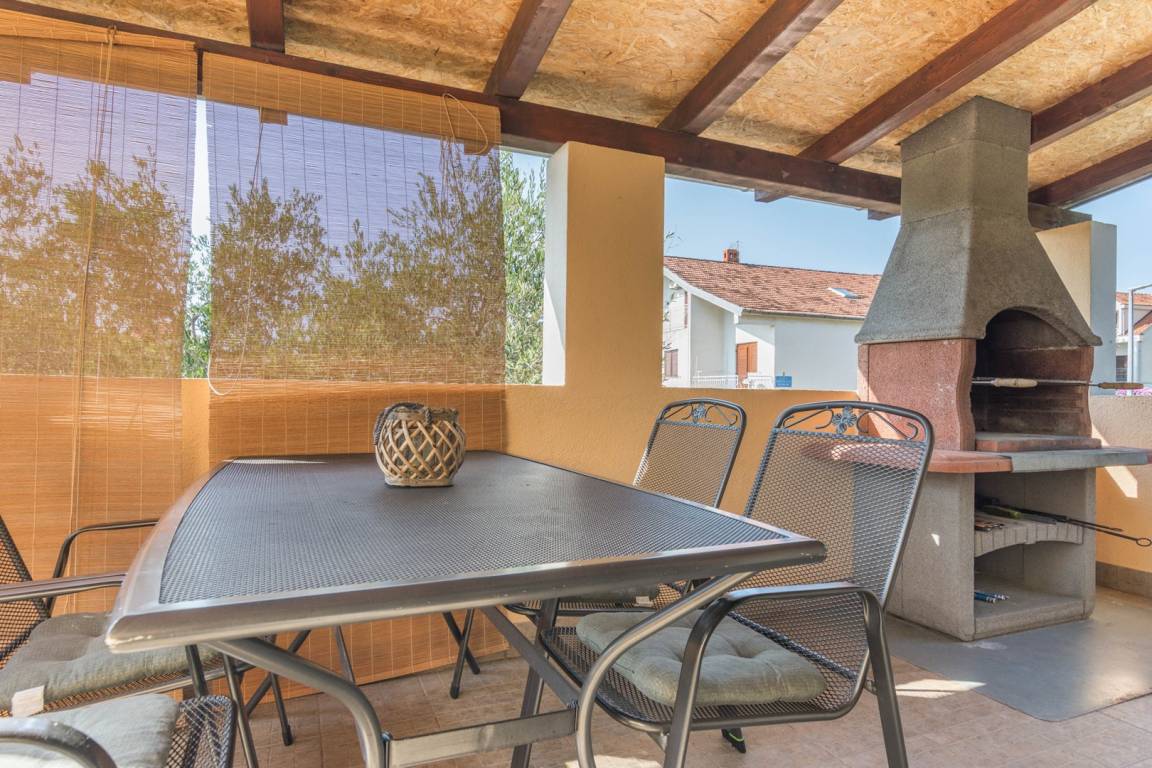 70 M² Apartment ∙ 2 Bedrooms ∙ 4 Guests - Sveti Filip i Jakov