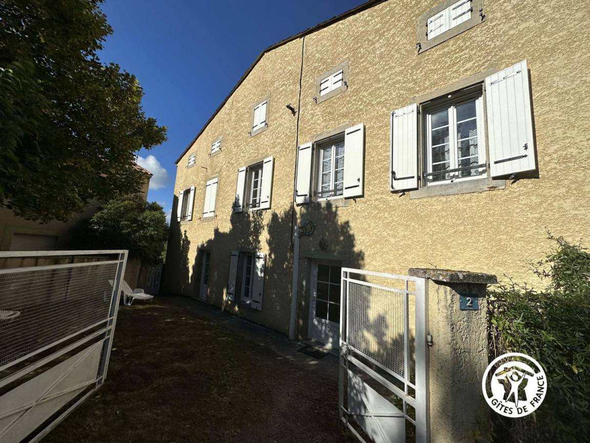 130 M² Gîte ∙ 3 Chambres ∙ 6 Personnes - Ariège