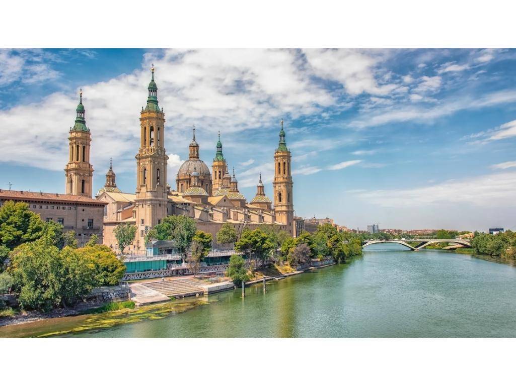 60 M² Apartamento ∙ 2 Habitaciones ∙ 4 Huéspedes - Utebo