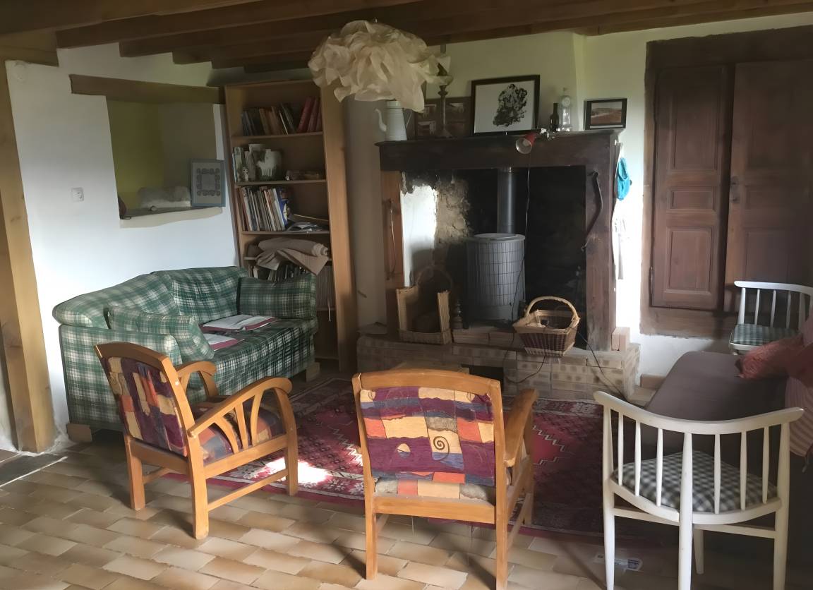 100 M² Maison De Vacances ∙ 4 Chambres ∙ 7 Personnes - Ambert