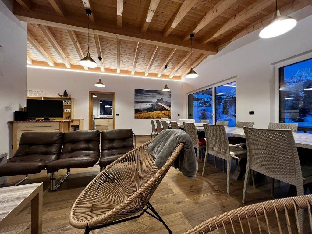 300 M² Casa ∙ 7 Camere Da Letto ∙ 17 Ospiti - Selva di Val Gardena