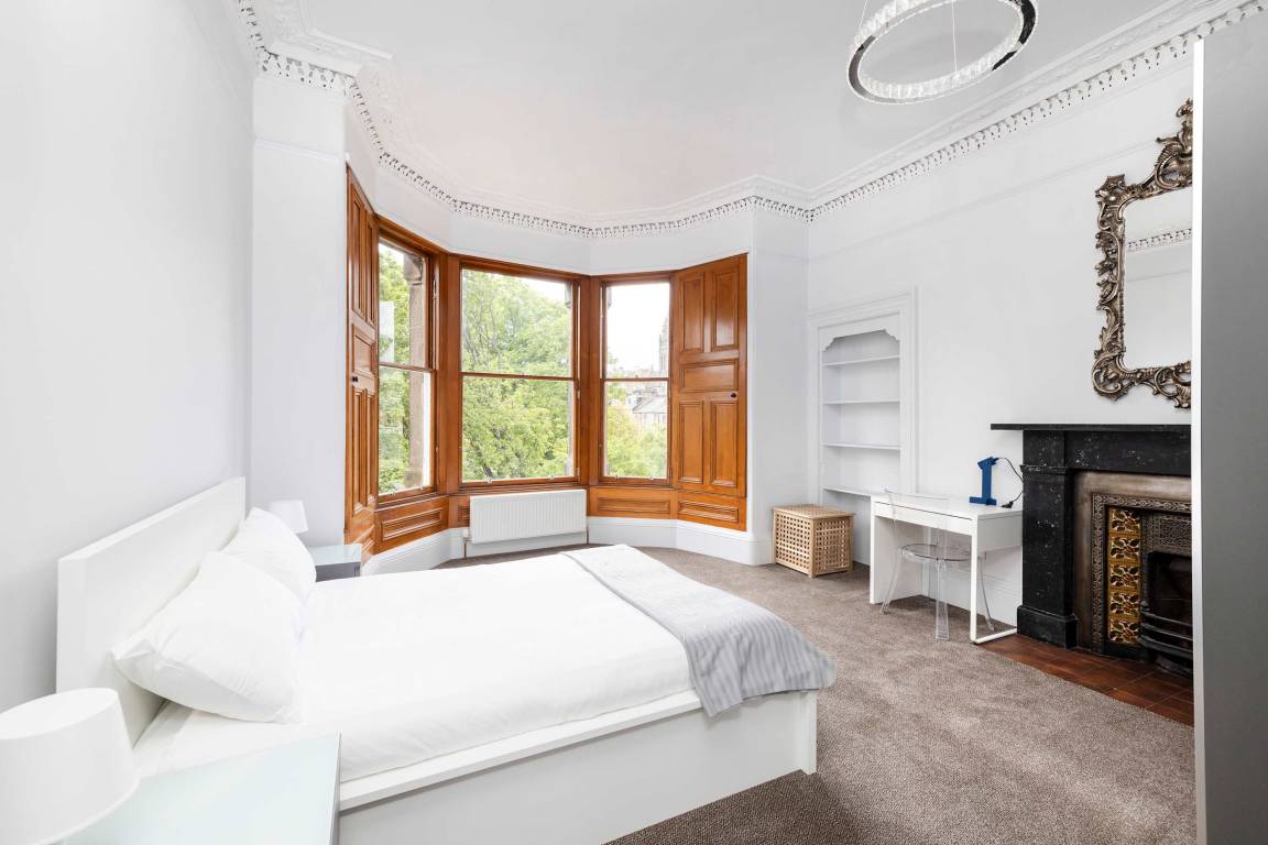 141 M² Appartement ∙ 6 Chambres ∙ 12 Personnes - Leith