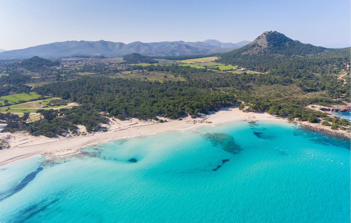 150 M² Ferienhaus ∙ 3 Schlafzimmer ∙ 6 Gäste - Cala Mesquida