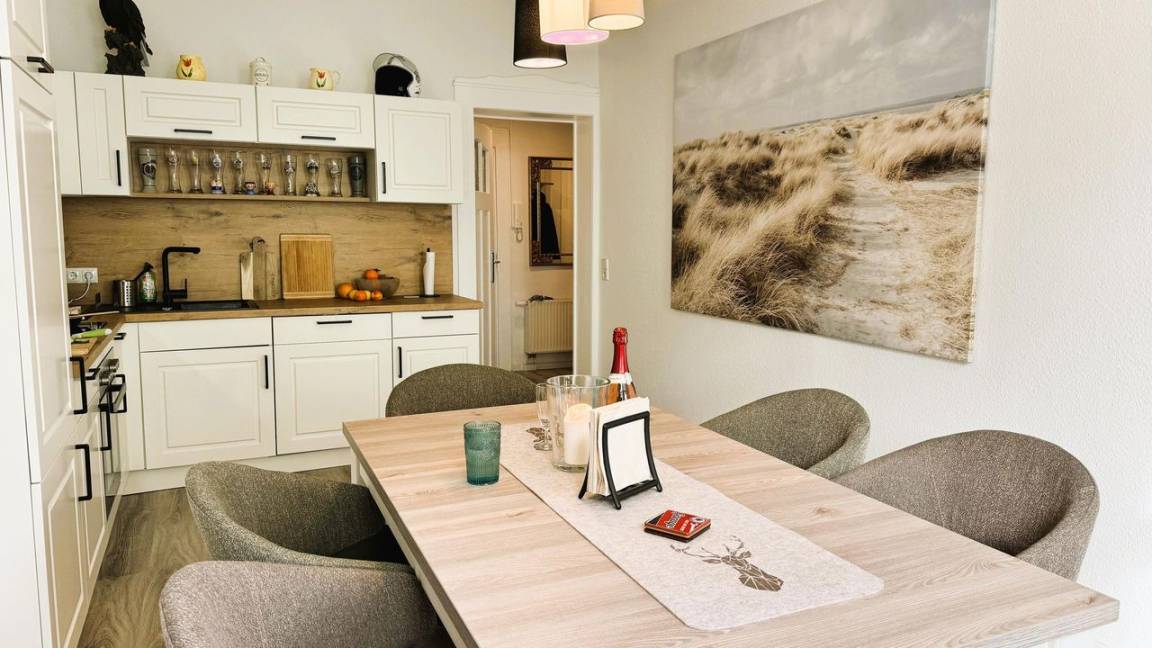 66 M² Ferienwohnung ∙ 1 Schlafzimmer ∙ 4 Gäste - Eibenstock