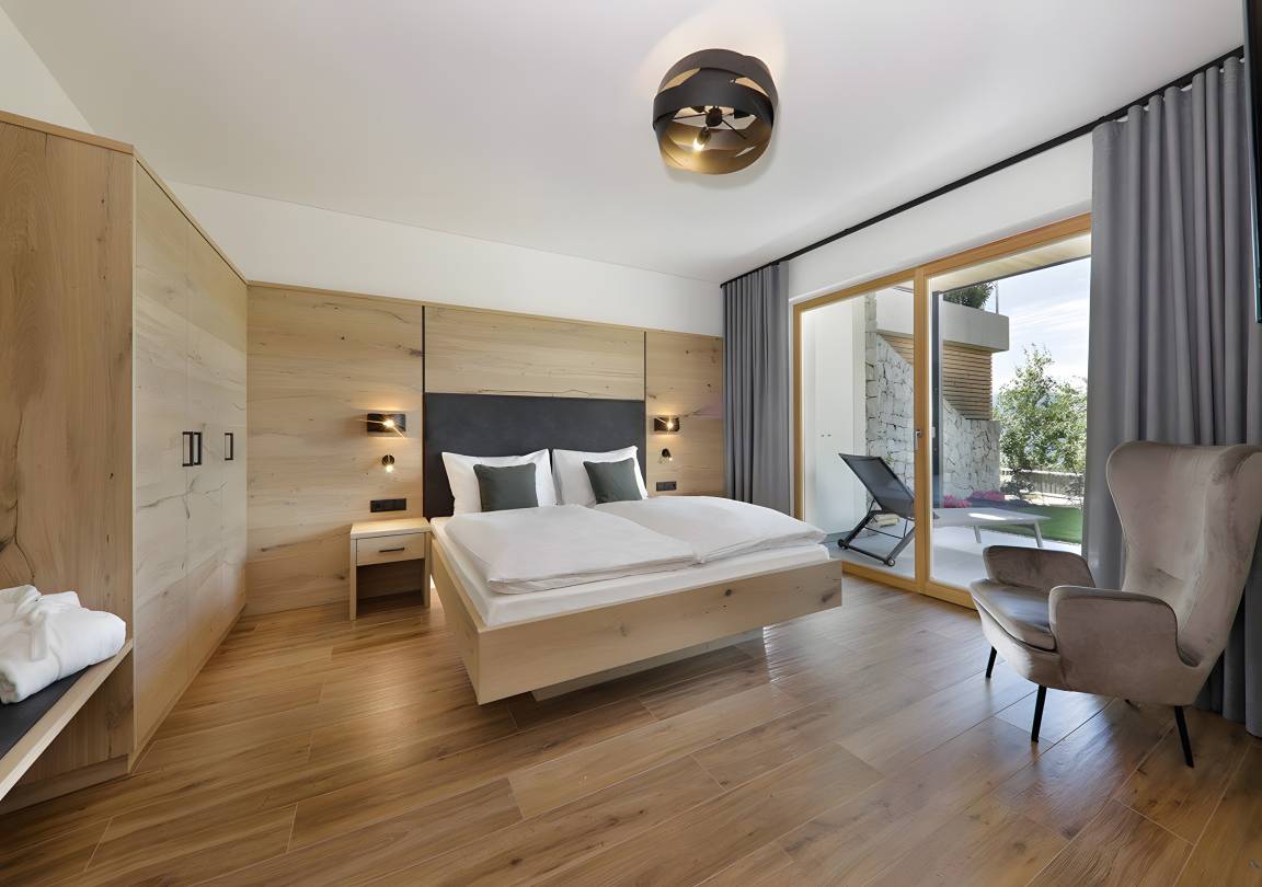 57 M² Ferienwohnung ∙ 2 Schlafzimmer ∙ 6 Gäste - Schenna