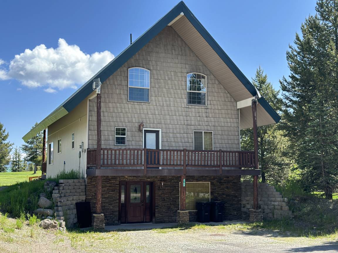House ∙ 4 Bedrooms ∙ 16 Guests - Island Park, ID