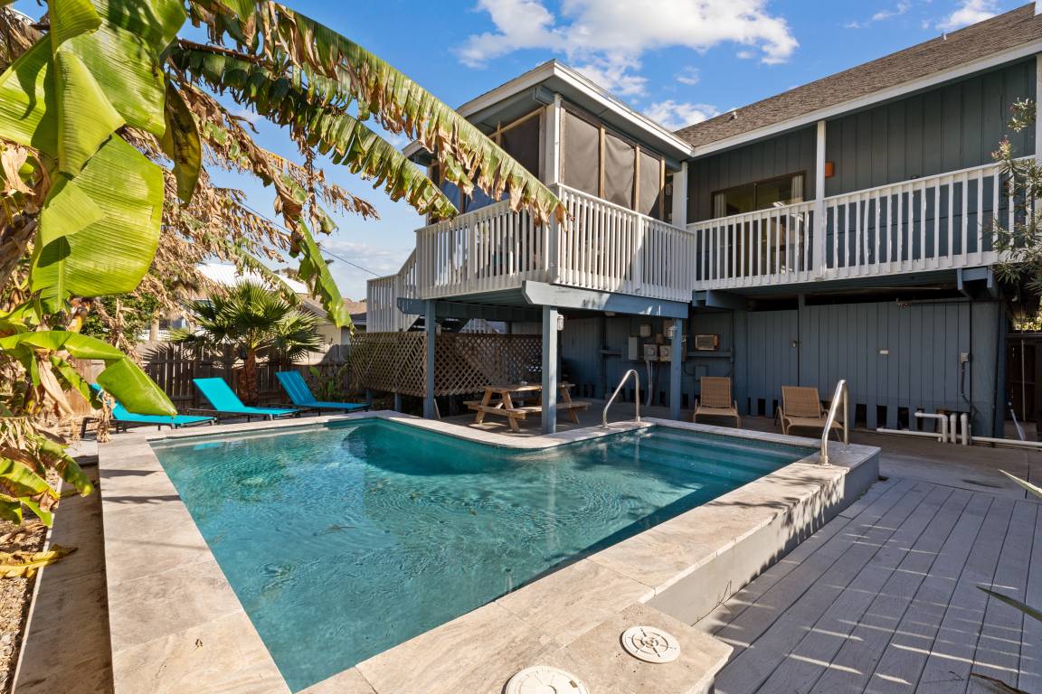 House ∙ 4 Bedrooms ∙ 14 Guests - South Padre Island