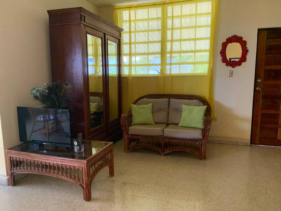 139 M² Apartamento ∙ 2 Habitaciones ∙ 7 Huéspedes - Levittown