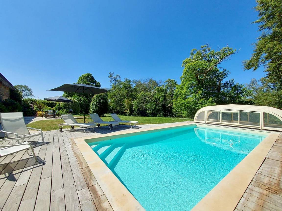 170 M² Gîte ∙ 4 Chambres ∙ 7 Personnes - Baud