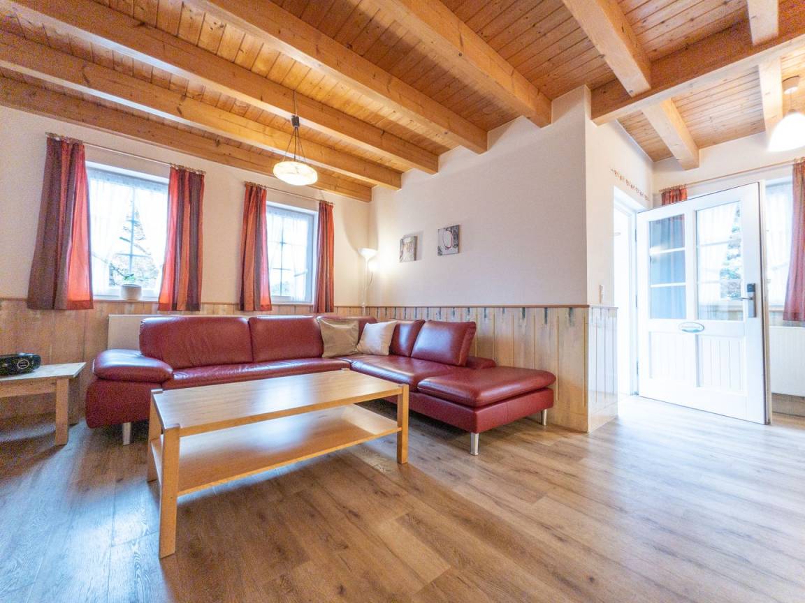 80 M² Ferienhaus ∙ 2 Schlafzimmer ∙ 3 Gäste - Schmallenberg