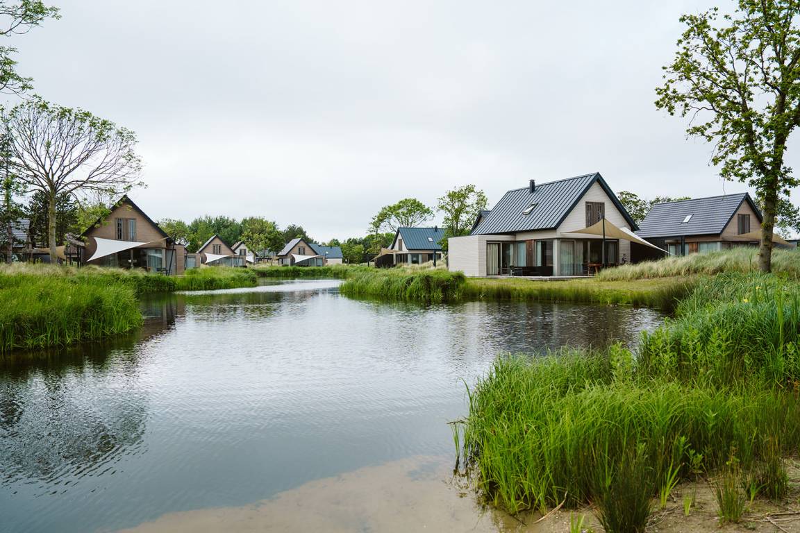 165 M² Ferienhaus ∙ 5 Schlafzimmer ∙ 10 Gäste - Renesse