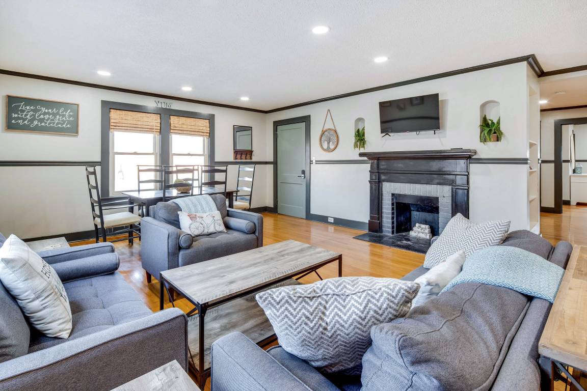 120 M² House ∙ 2 Bedrooms ∙ 6 Guests - Brevard, NC