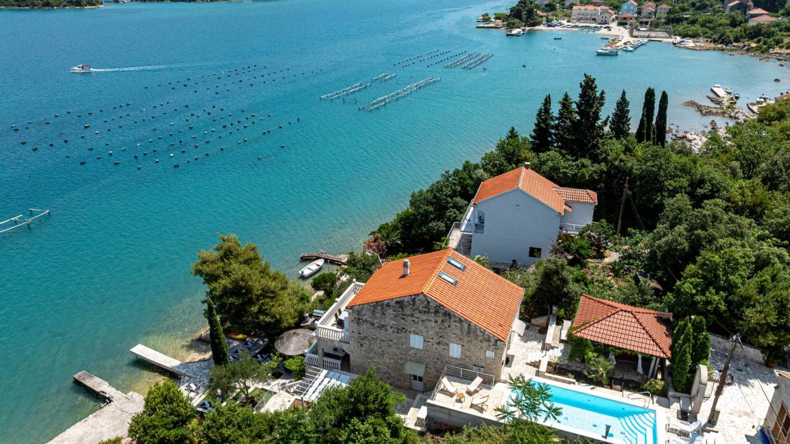 195 M² Villa ∙ 5 Habitaciones ∙ 10 Huéspedes - Ston