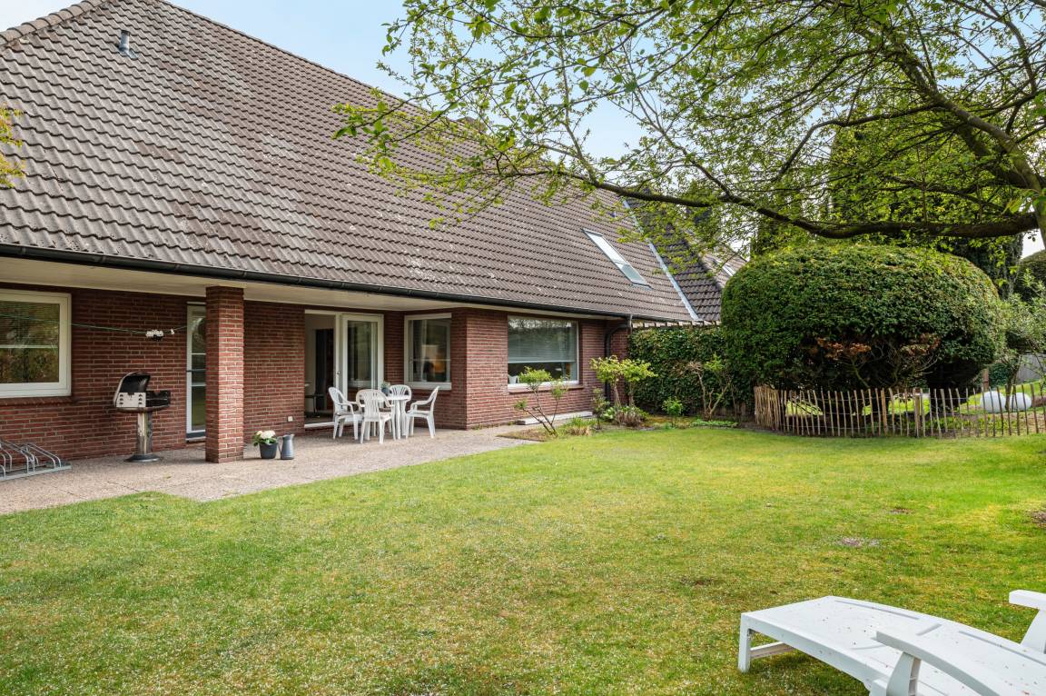 100 M² Ferienhaus ∙ 2 Schlafzimmer ∙ 4 Gäste - Cuxhaven
