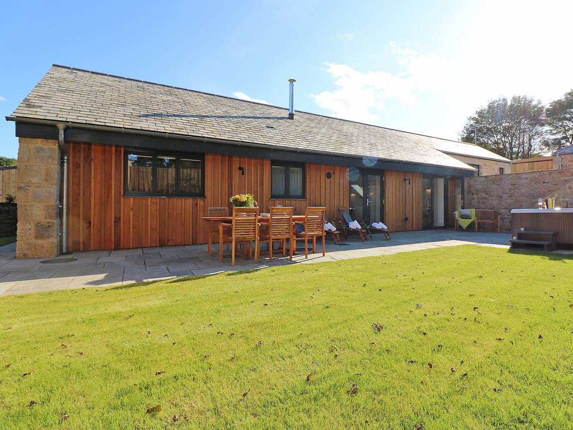 Cottage ∙ 3 Bedrooms ∙ 6 Guests - Falmouth