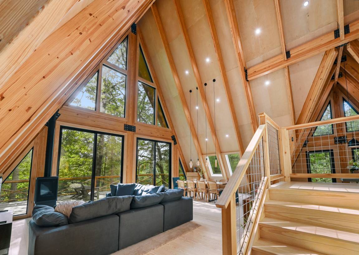 204 M² House ∙ 5 Bedrooms ∙ 18 Guests - Hendersonville, NC