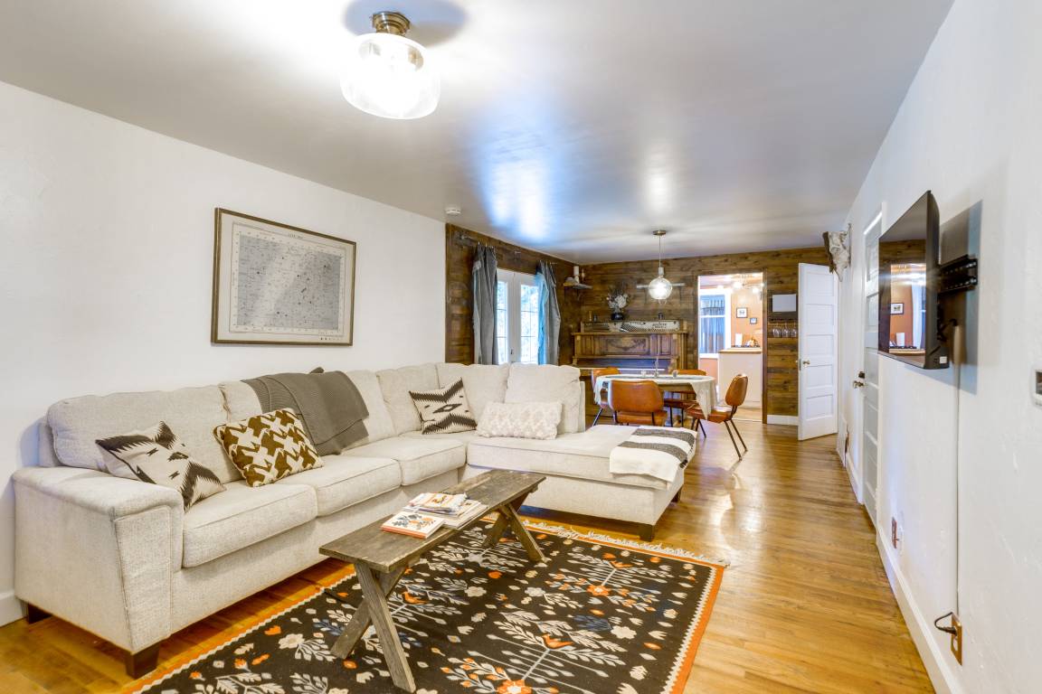74 M² House ∙ 2 Bedrooms ∙ 4 Guests - Troika, Denver