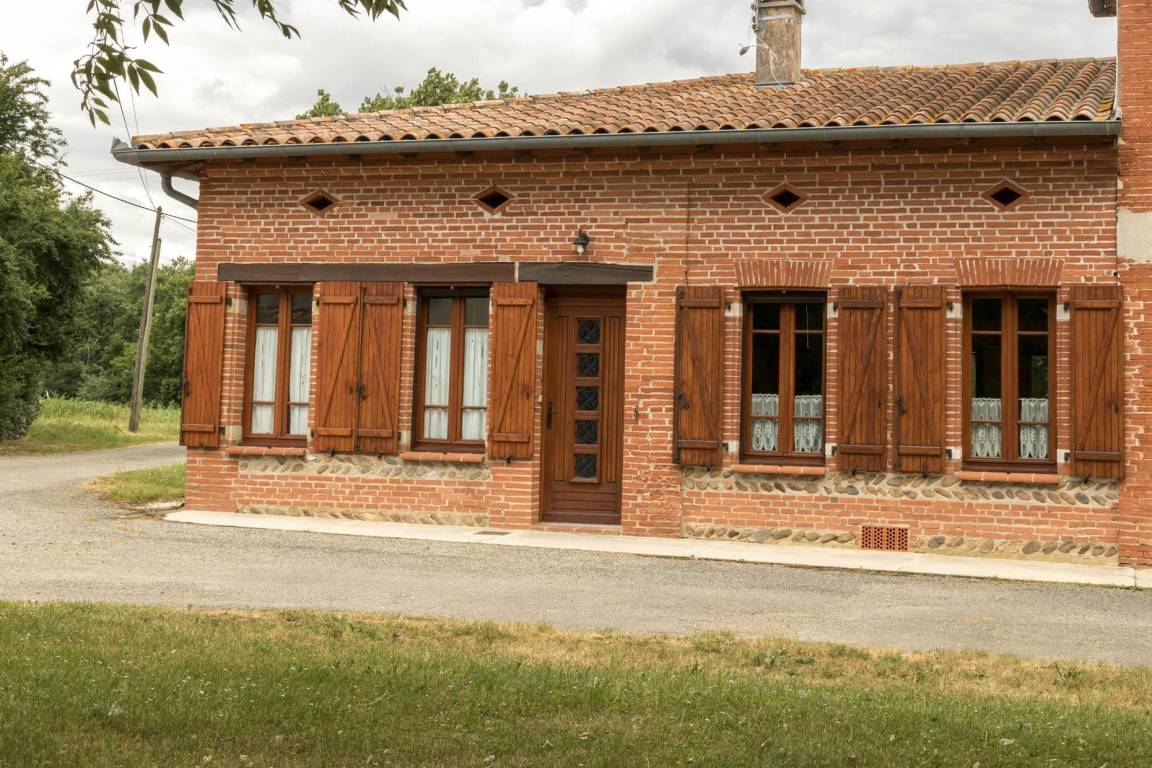 80 M² Gîte ∙ 2 Chambres ∙ 4 Personnes - L'Isle-Jourdain
