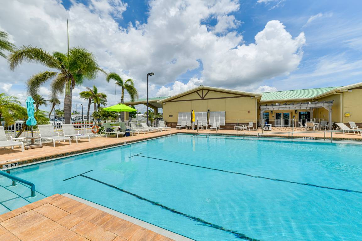 60 M² House ∙ 2 Bedrooms ∙ 4 Guests - Venice, FL