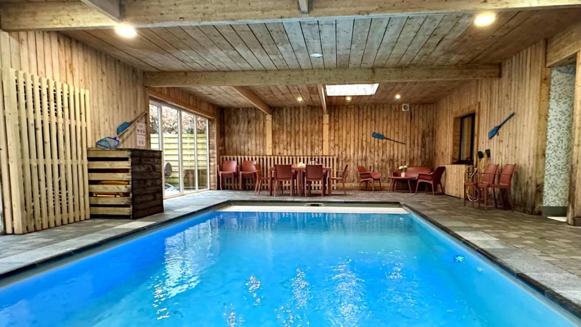 300 M² Ferienhaus ∙ 4 Schlafzimmer ∙ 14 Gäste - Nationalpark Eifel