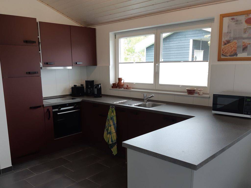77 M² Bungalow ∙ 2 Schlafzimmer ∙ 4 Gäste - Nordhorn