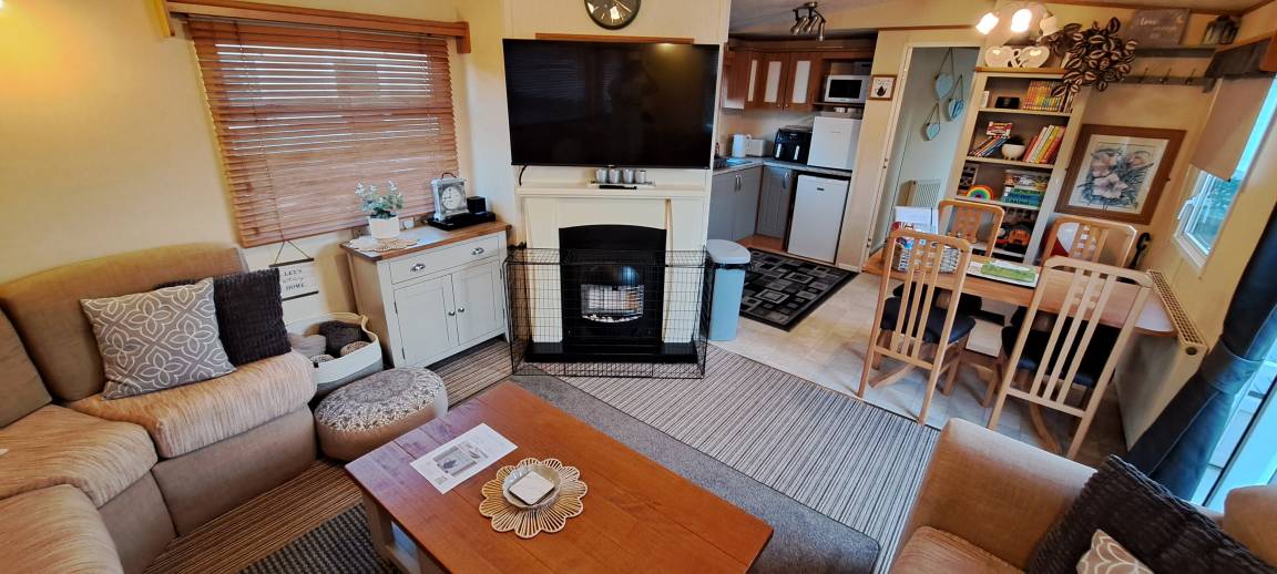 75 M² Cabin ∙ 2 Bedrooms ∙ 6 Guests - Abergele