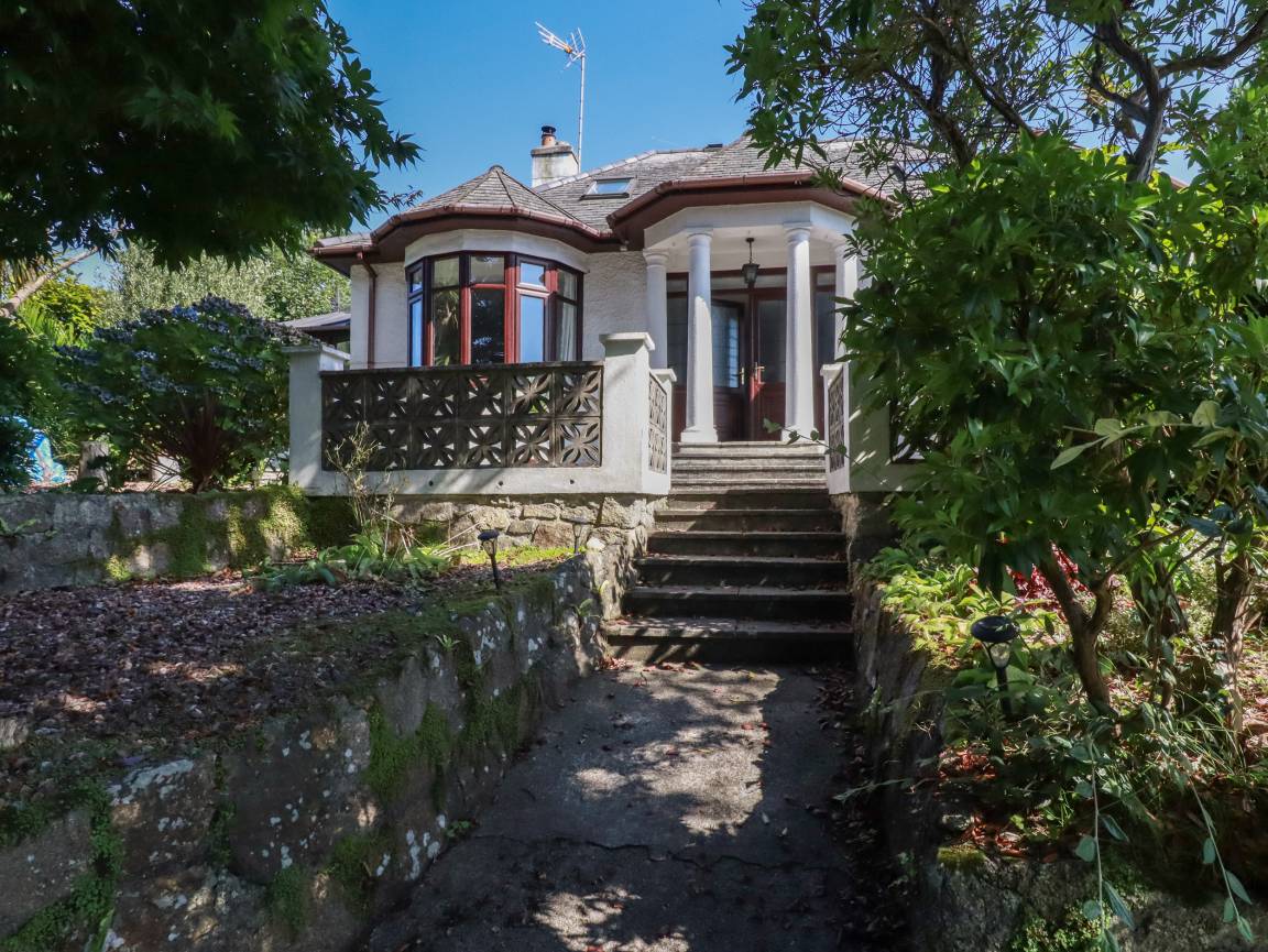 Mökki ∙ 4 Makuuhuonetta ∙ 7 Vierasta - St Austell
