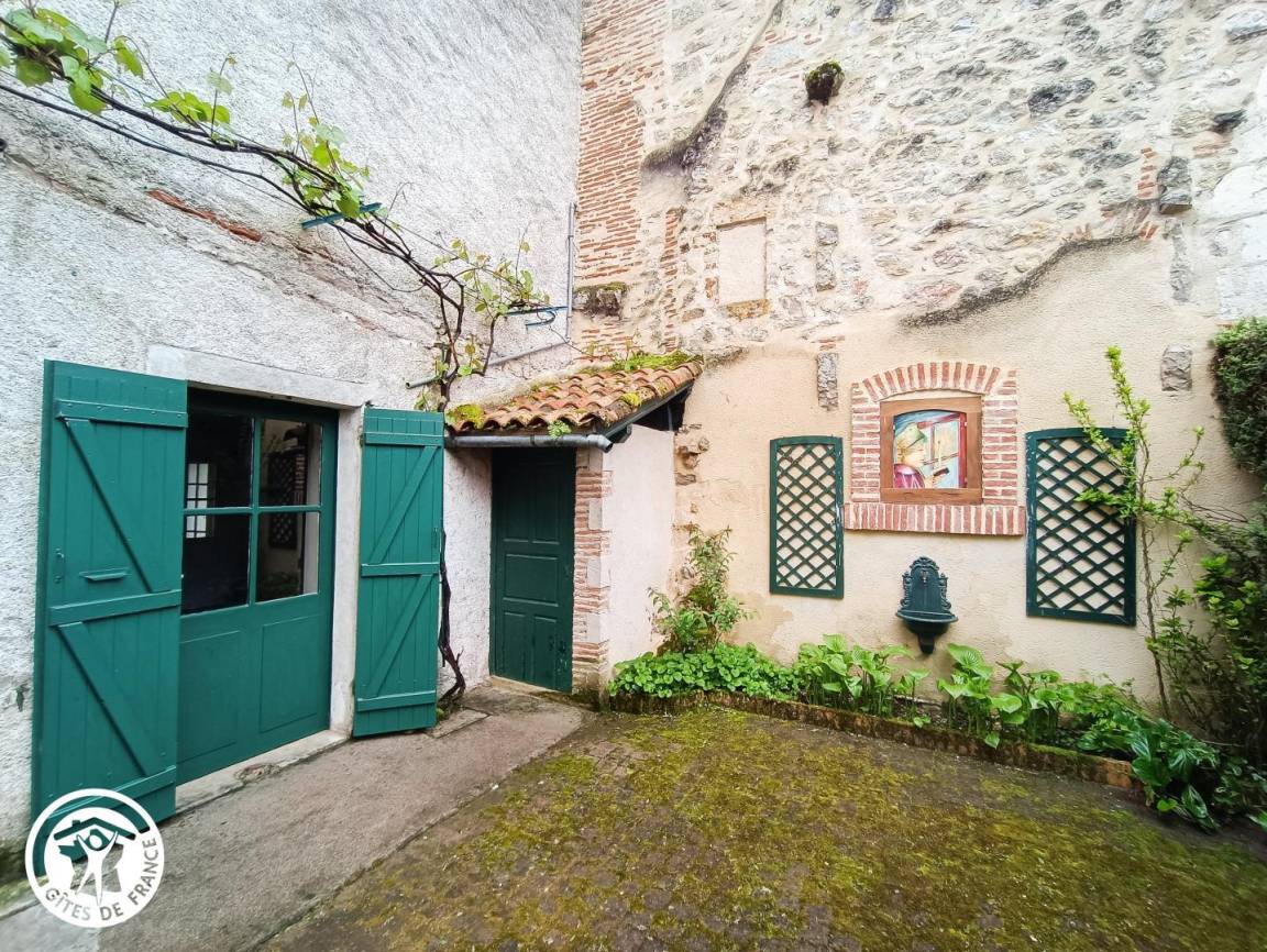 75 M² Gîte ∙ 2 Chambres ∙ 4 Personnes - Montcuq