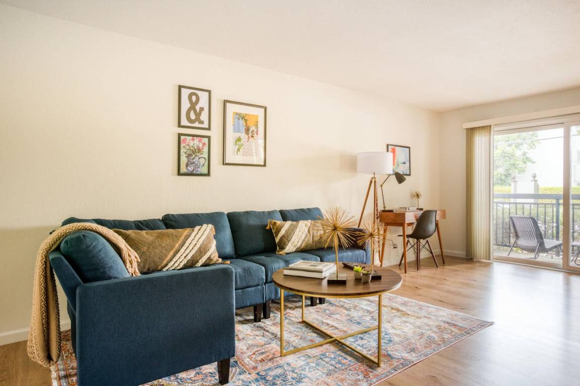 72 M² Apartamento ∙ 1 Habitación ∙ 2 Huéspedes - Mountain View
