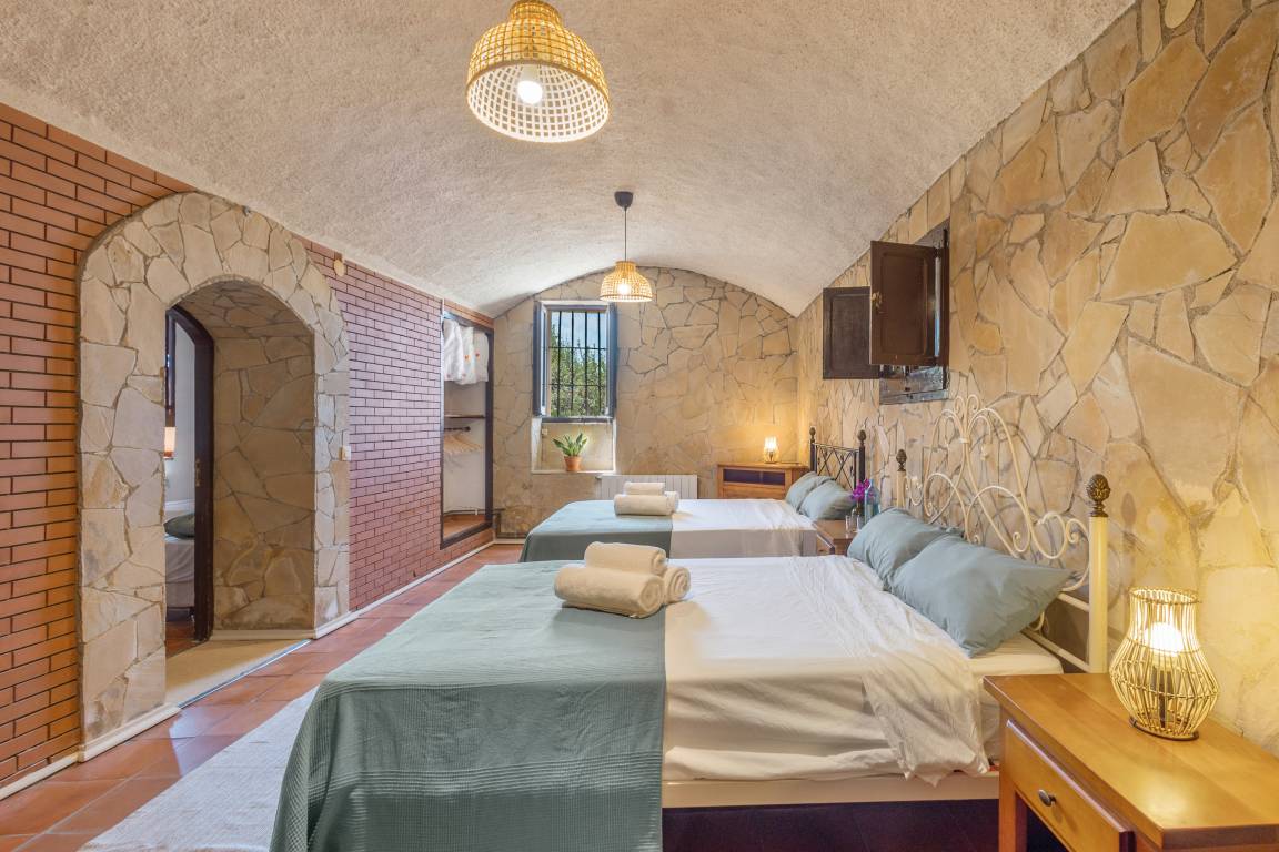 65 M² Apartamento ∙ 2 Habitaciones ∙ 6 Huéspedes - Pineda de Mar