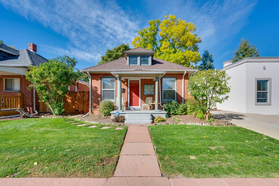 102 M² House ∙ 2 Bedrooms ∙ 4 Guests - Mile High Stadium - Denver