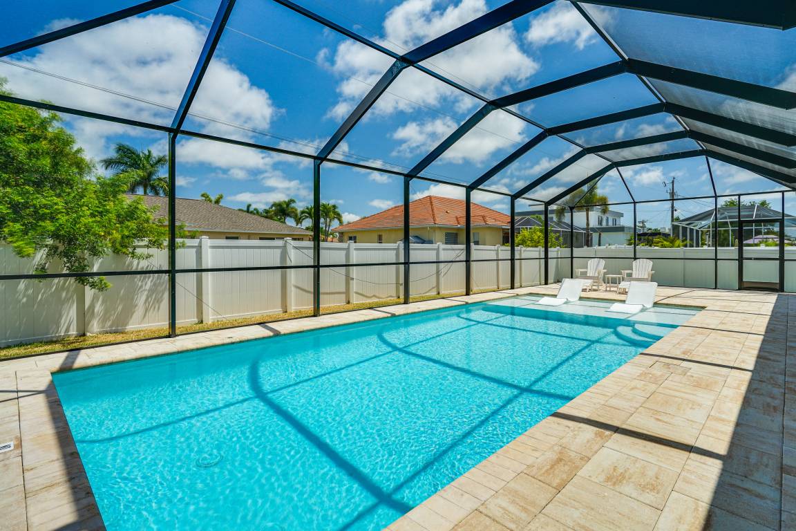 204 M² House ∙ 4 Bedrooms ∙ 9 Guests - Matlacha, FL