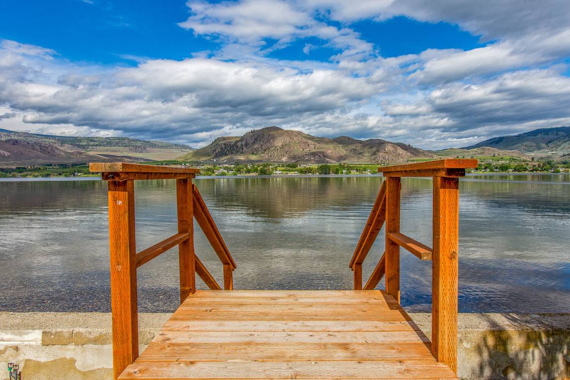 House ∙ 2 Bedrooms ∙ 6 Guests - Wannacut Lake, Oroville