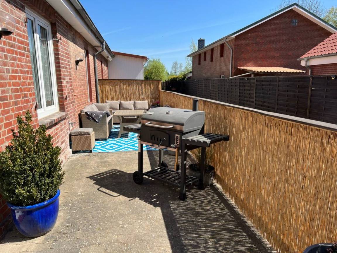 100 M² Ferienwohnung ∙ 2 Schlafzimmer ∙ 5 Gäste - Wingst