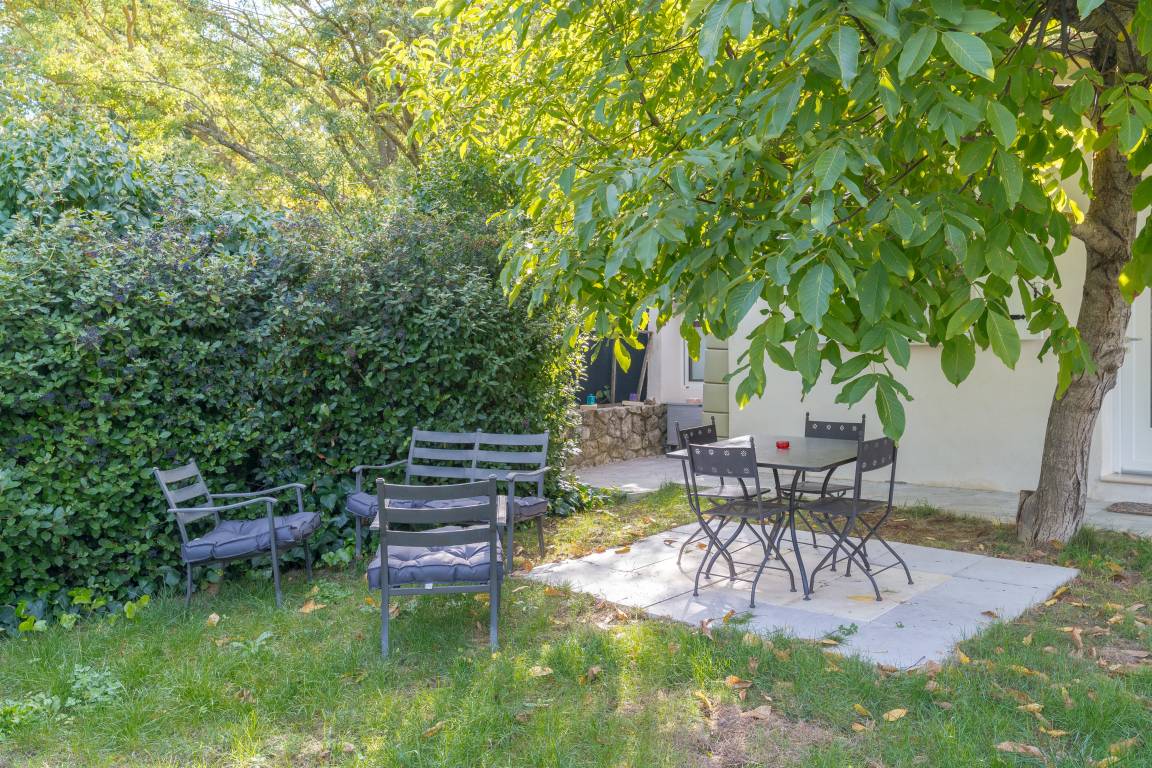 30 M² Appartement ∙ 1 Chambre ∙ 2 Personnes - Gardanne