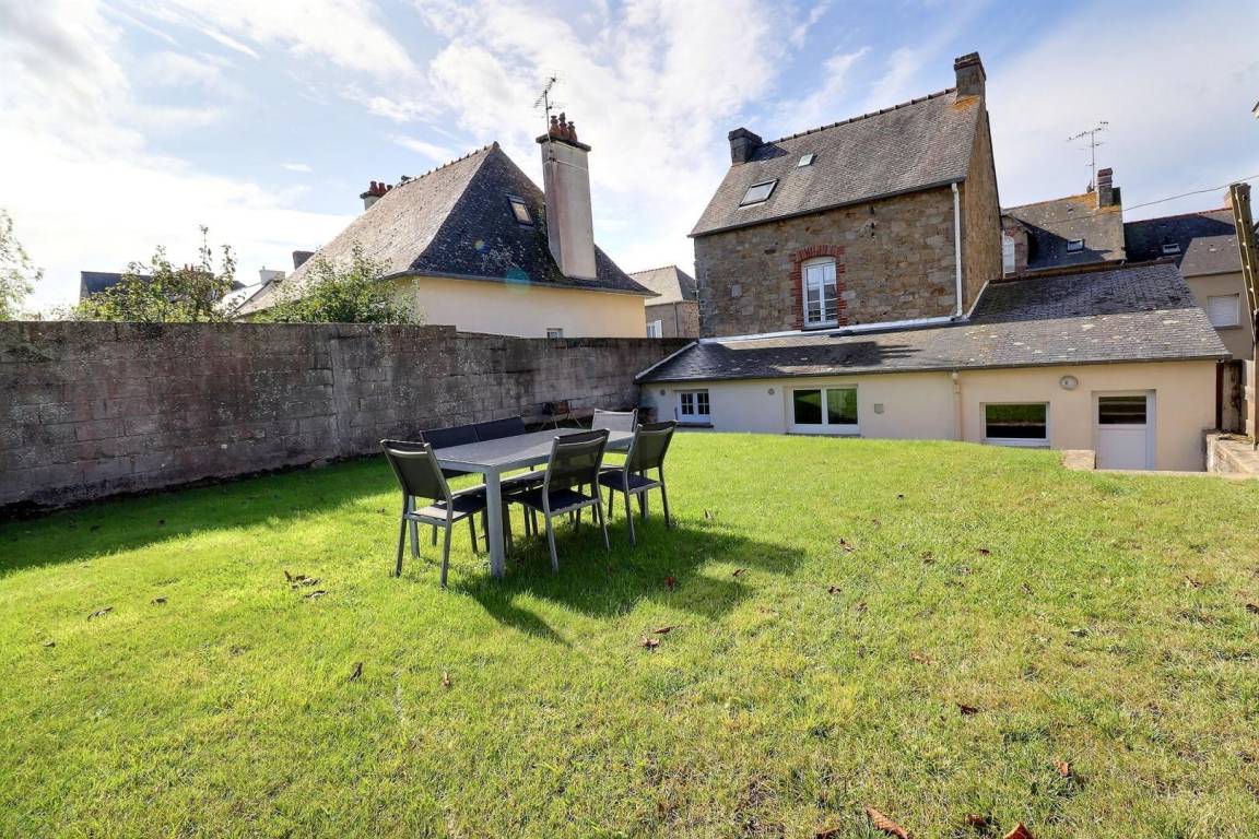 75 M² Gîte ∙ 2 Chambres ∙ 4 Personnes - Saint-Coulomb