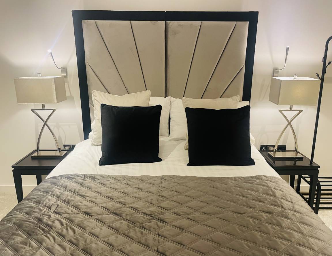 95 M² Apartment ∙ 2 Bedrooms ∙ 4 Guests - St Albans