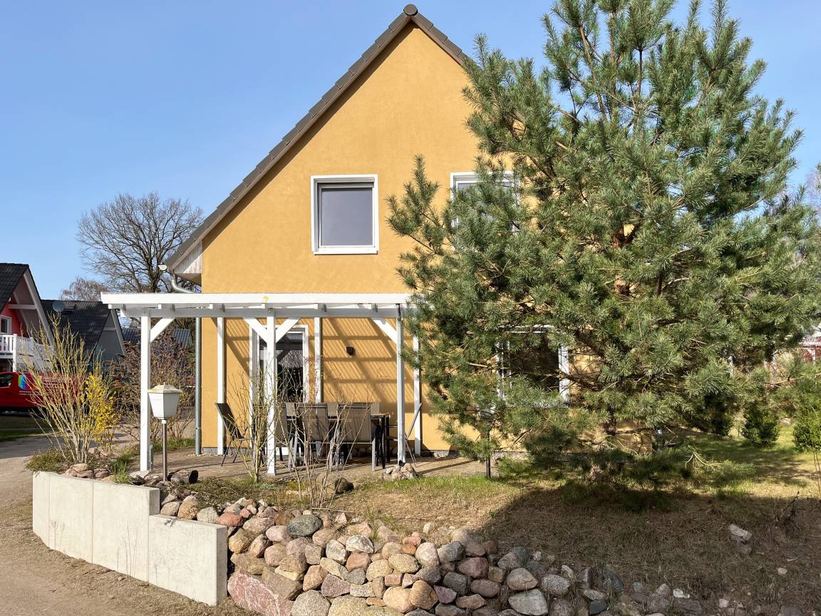 125 M² House ∙ 4 Bedrooms ∙ 8 Guests - Röbel