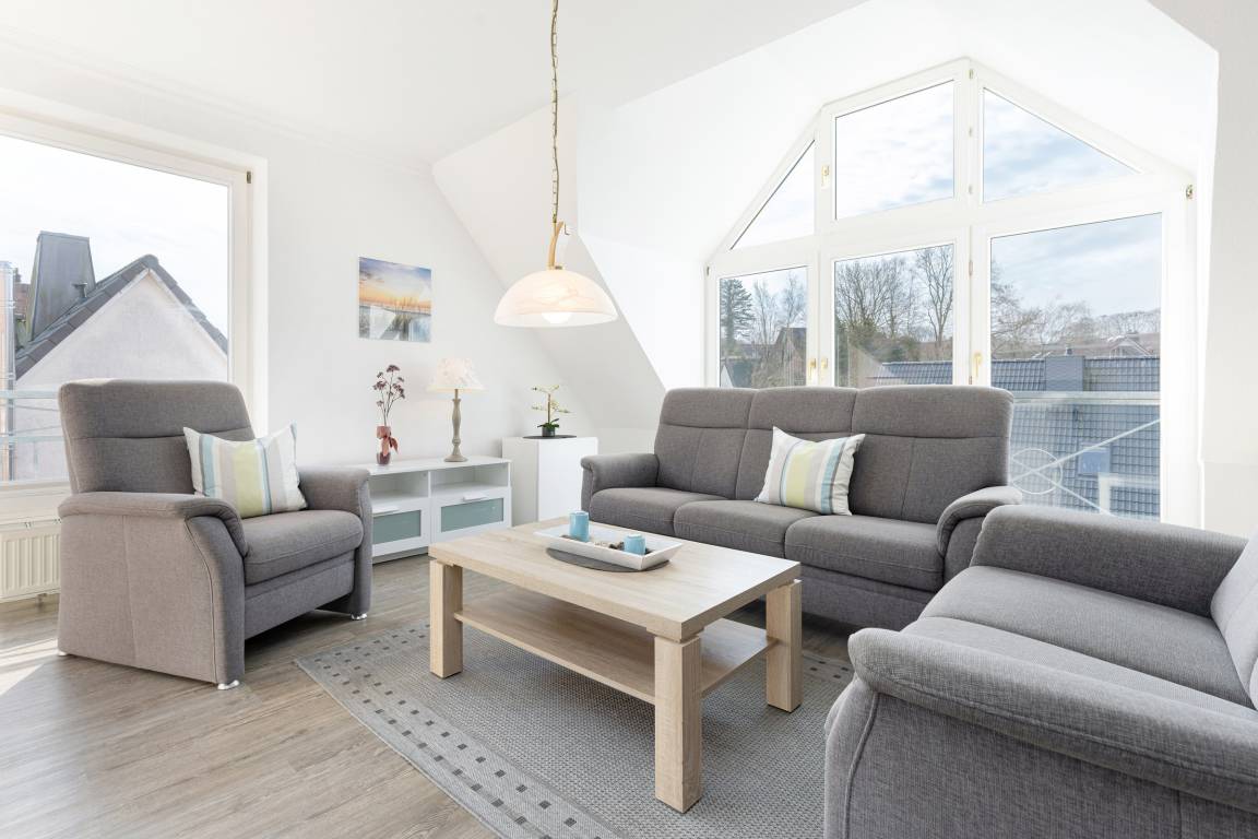 85 M² Ferienwohnung ∙ 2 Schlafzimmer ∙ 4 Gäste - Laboe