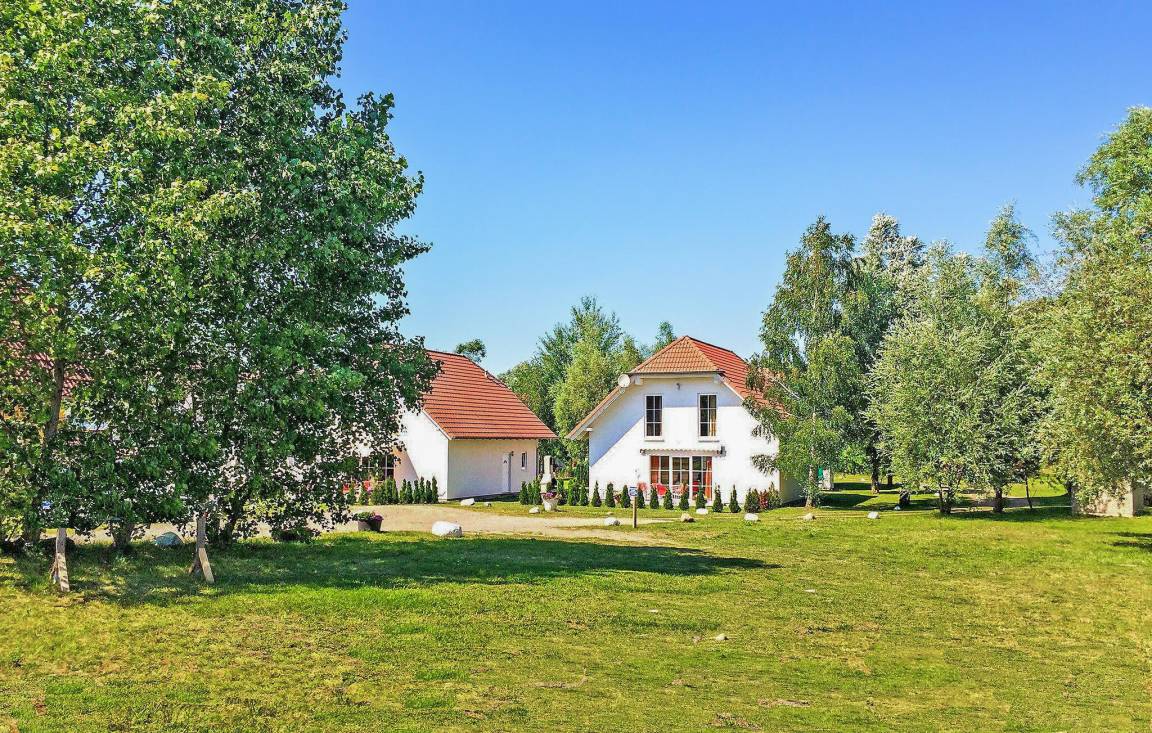 Ferienhaus ∙ 3 Schlafzimmer ∙ 8 Gäste - Dargun